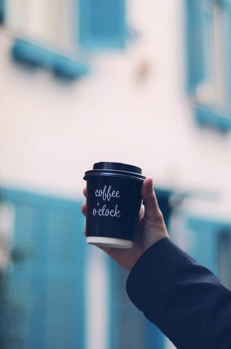 How To Design Your Coffee Shop Paper Cups ( Lids and Sleeve Included ...